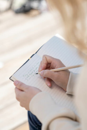 25 useful journaling prompts for beginners | Martha Brook